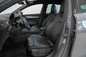 Grey Cupra Formentor 2023 in Vilnius, with an engine capacity of 2.00 L and mileage of 41 thousand km for 30900 €, photo 8 on AUTOMOTO.COM.LV
