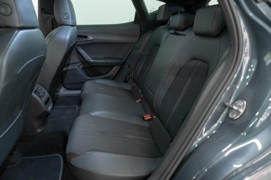 Grey Cupra Formentor 2023 in Vilnius, with an engine capacity of 1.50 L and mileage of 91 thousand km for 23900 €, photo 18 on AUTOMOTO.COM.LV
