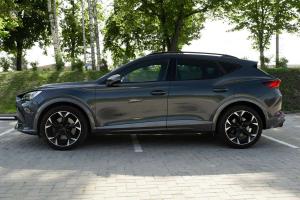 Серый Cupra Formentor 2023 в Вильнюс, объемом двигателя 1.98 л и пробегом 19 тыс. км за 29700 €, фото 3 на AUTOMOTO.COM.LV