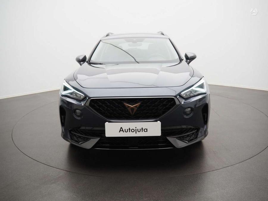 Pelēks Cupra Formentor 2023 Viļņa, ar dzinēja tilpumu 1.40 L un nobraukumu 35 tūkst. km par 23800 €, foto 3 vietnē AUTOMOTO.COM.LV
