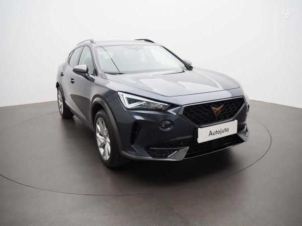 Pelēks Cupra Formentor 2023 Viļņa, ar dzinēja tilpumu 1.40 L un nobraukumu 35 tūkst. km par 23800 €, foto 3 vietnē AUTOMOTO.COM.LV