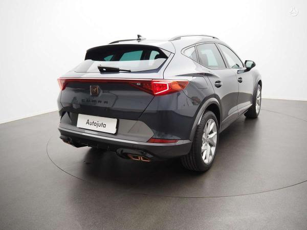 Pelēks Cupra Formentor 2023 Viļņa, ar dzinēja tilpumu 1.40 L un nobraukumu 35 tūkst. km par 23800 €, foto 4 vietnē AUTOMOTO.COM.LV