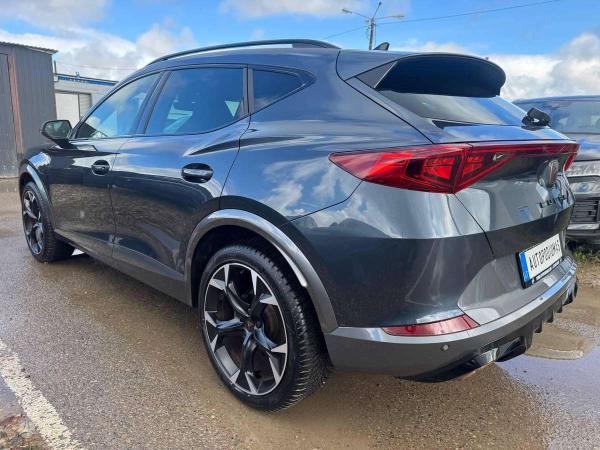 Серый Cupra Formentor 2023 в Вильнюс, объемом двигателя 1.40 л и пробегом 14 тыс. км за 24500 €, фото 3 на AUTOMOTO.COM.LV