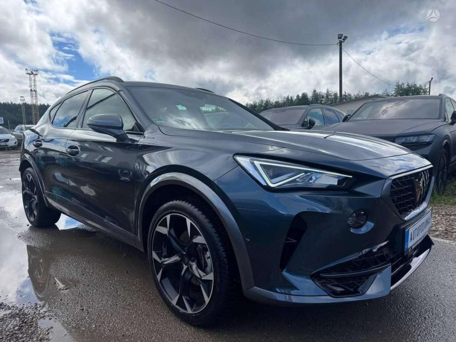Серый Cupra Formentor 2023 в Вильнюс, объемом двигателя 1.40 л и пробегом 14 тыс. км за 24500 €, фото 5 на AUTOMOTO.COM.LV
