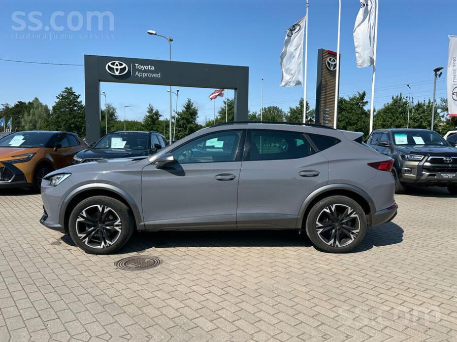 Серый Cupra Formentor 2023 в Лиепая, объемом двигателя 1.50 л и пробегом 47 тыс. км за 25900 €, фото 3 на AUTOMOTO.COM.LV
