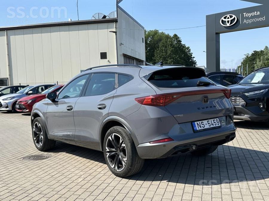 Серый Cupra Formentor 2023 в Лиепая, объемом двигателя 1.50 л и пробегом 47 тыс. км за 25900 €, фото 4 на AUTOMOTO.COM.LV