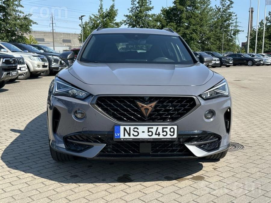Серый Cupra Formentor 2023 в Лиепая, объемом двигателя 1.50 л и пробегом 47 тыс. км за 25900 €, фото 8 на AUTOMOTO.COM.LV