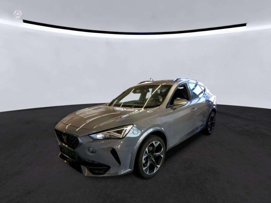 Pelēks Cupra Formentor 2023 Viļņa, ar dzinēja tilpumu 1.40 L un nobraukumu 56 tūkst. km par 24999 €, foto 1 vietnē AUTOMOTO.COM.LV