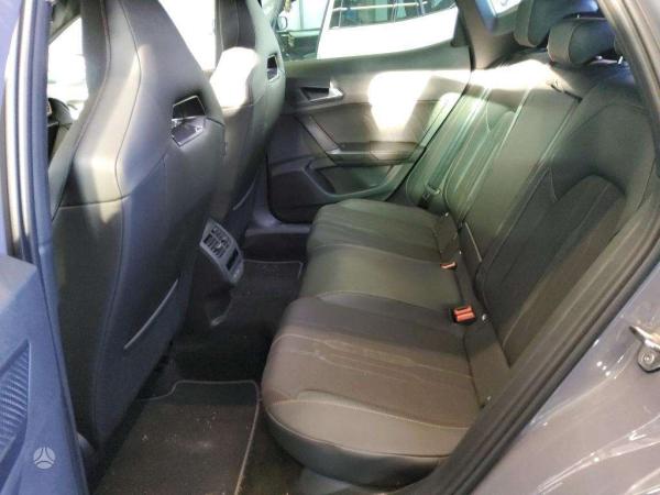 Grey Cupra Formentor 2023 in Vilnius, with an engine capacity of 1.40 L and mileage of 56 thousand km for 24999 €, photo 8 on AUTOMOTO.COM.LV