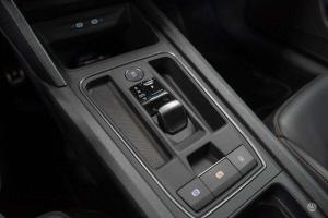 Pelēks Cupra Formentor 2023 Viļņa, ar dzinēja tilpumu 2.00 L un nobraukumu 41 tūkst. km par 30600 €, foto 22 vietnē AUTOMOTO.COM.LV