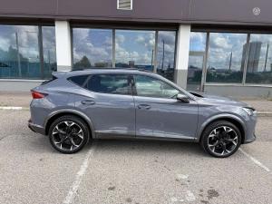 Pelēks Cupra Formentor 2023 Viļņa, ar dzinēja tilpumu 1.40 L un nobraukumu 56 tūkst. km par 24950 €, foto 3 vietnē AUTOMOTO.COM.LV