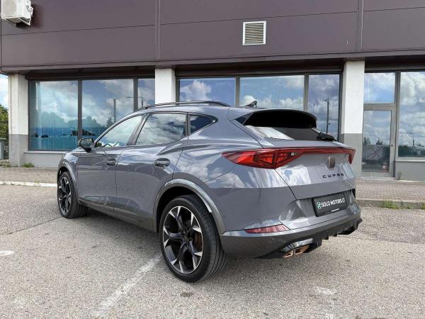 Pelēks Cupra Formentor 2023 Viļņa, ar dzinēja tilpumu 1.40 L un nobraukumu 56 tūkst. km par 24950 €, foto 6 vietnē AUTOMOTO.COM.LV