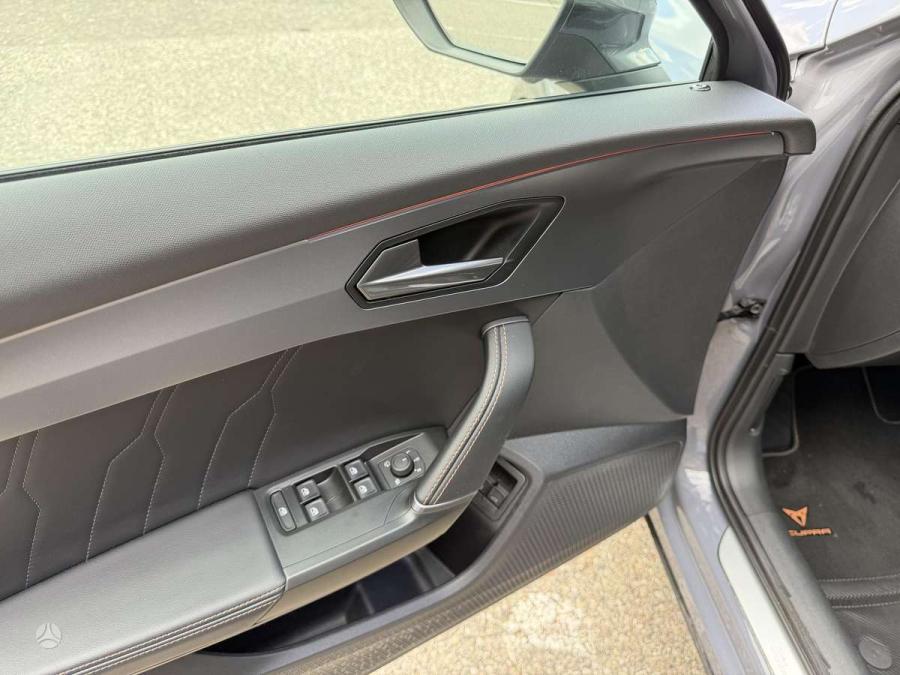 Pelēks Cupra Formentor 2023 Viļņa, ar dzinēja tilpumu 1.40 L un nobraukumu 56 tūkst. km par 24950 €, foto 20 vietnē AUTOMOTO.COM.LV