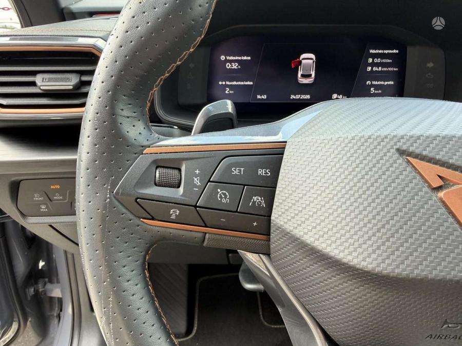 Pelēks Cupra Formentor 2023 Viļņa, ar dzinēja tilpumu 1.40 L un nobraukumu 56 tūkst. km par 24950 €, foto 22 vietnē AUTOMOTO.COM.LV