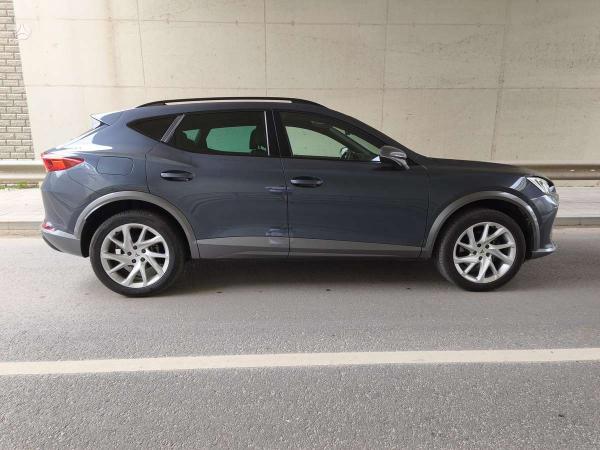 Pelēks Cupra Formentor 2023 Kalvarija, ar dzinēja tilpumu 1.50 L un nobraukumu 129 tūkst. km par 20389 €, foto 7 vietnē AUTOMOTO.COM.LV