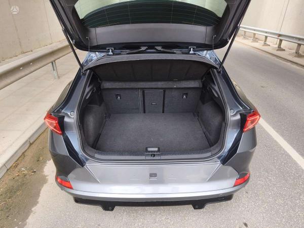 Pelēks Cupra Formentor 2023 Kalvarija, ar dzinēja tilpumu 1.50 L un nobraukumu 129 tūkst. km par 20389 €, foto 10 vietnē AUTOMOTO.COM.LV