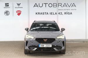 Серый Cupra Formentor 2023 в Рига, объемом двигателя 1.50 л и пробегом 77 тыс. км за 22990 €, фото 3 на AUTOMOTO.COM.LV
