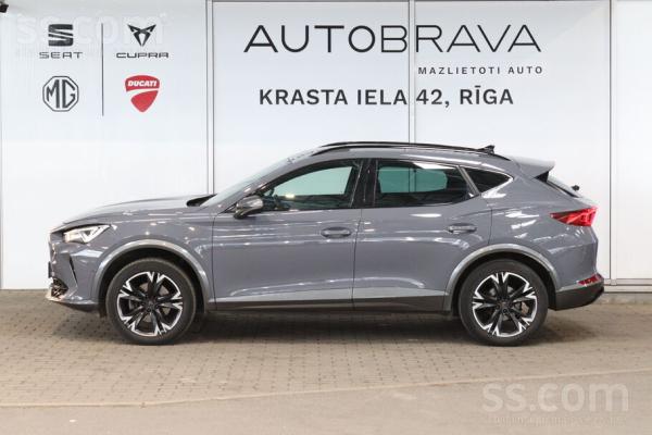 Серый Cupra Formentor 2023 в Рига, объемом двигателя 1.50 л и пробегом 77 тыс. км за 22990 €, фото 4 на AUTOMOTO.COM.LV