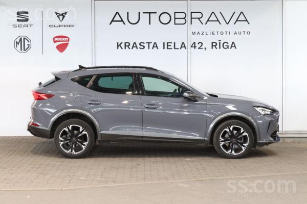 Серый Cupra Formentor 2023 в Рига, объемом двигателя 1.50 л и пробегом 77 тыс. км за 22990 €, фото 5 на AUTOMOTO.COM.LV
