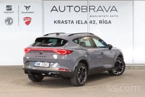 Серый Cupra Formentor 2023 в Рига, объемом двигателя 1.50 л и пробегом 77 тыс. км за 22990 €, фото 7 на AUTOMOTO.COM.LV