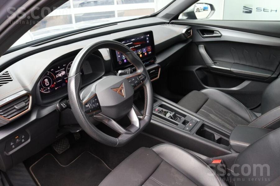 Серый Cupra Formentor 2023 в Рига, объемом двигателя 1.50 л и пробегом 77 тыс. км за 22990 €, фото 10 на AUTOMOTO.COM.LV