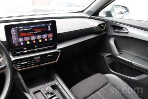 Серый Cupra Formentor 2023 в Рига, объемом двигателя 1.50 л и пробегом 77 тыс. км за 22990 €, фото 13 на AUTOMOTO.COM.LV