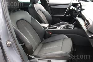 Серый Cupra Formentor 2023 в Рига, объемом двигателя 1.50 л и пробегом 77 тыс. км за 22990 €, фото 31 на AUTOMOTO.COM.LV