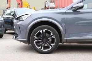 Серый Cupra Formentor 2023 в Рига, объемом двигателя 1.50 л и пробегом 77 тыс. км за 22990 €, фото 36 на AUTOMOTO.COM.LV