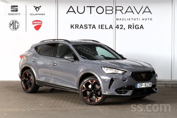 Серый Cupra Formentor 2023 в Рига, объемом двигателя 2.00 л и пробегом 42 тыс. км за 28990 €, фото 3 на AUTOMOTO.COM.LV
