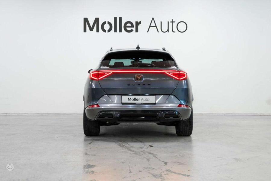Pelēks Cupra Formentor 2023 Viļņa, ar dzinēja tilpumu 1.50 L un nobraukumu 91 tūkst. km par 23250 €, foto 7 vietnē AUTOMOTO.COM.LV