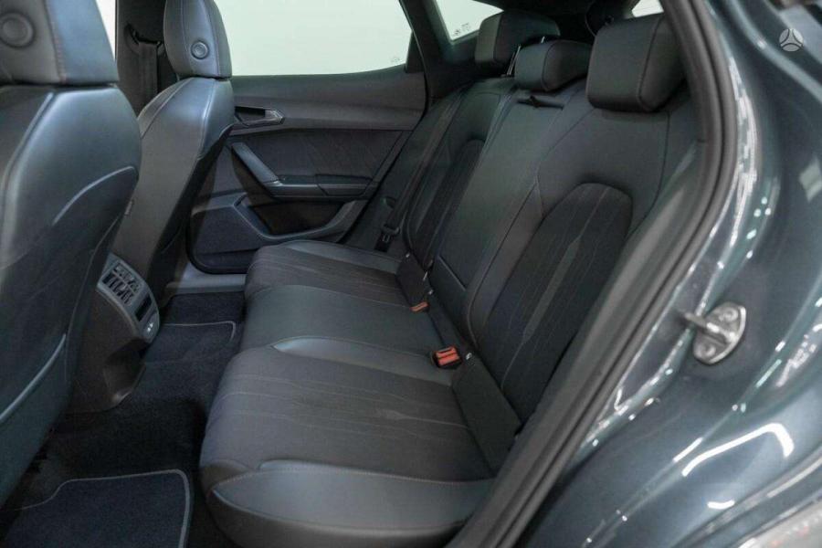 Pelēks Cupra Formentor 2023 Viļņa, ar dzinēja tilpumu 1.50 L un nobraukumu 91 tūkst. km par 23250 €, foto 18 vietnē AUTOMOTO.COM.LV