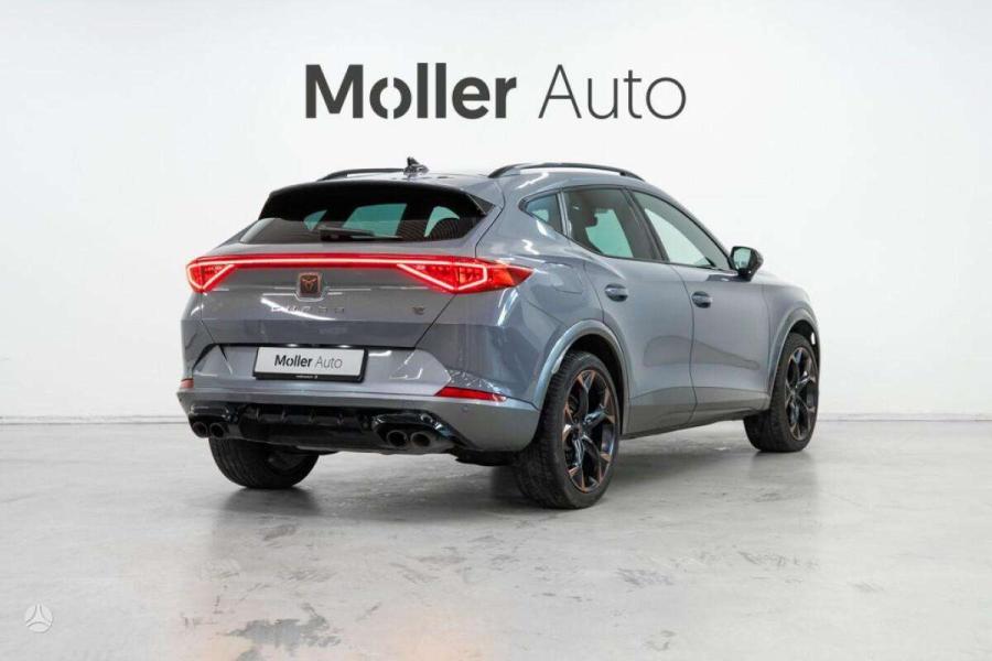 Pelēks Cupra Formentor 2023 Viļņa, ar dzinēja tilpumu 2.00 L un nobraukumu 41 tūkst. km par 29500 €, foto 4 vietnē AUTOMOTO.COM.LV