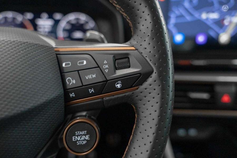 Pelēks Cupra Formentor 2023 Viļņa, ar dzinēja tilpumu 2.00 L un nobraukumu 41 tūkst. km par 29500 €, foto 11 vietnē AUTOMOTO.COM.LV