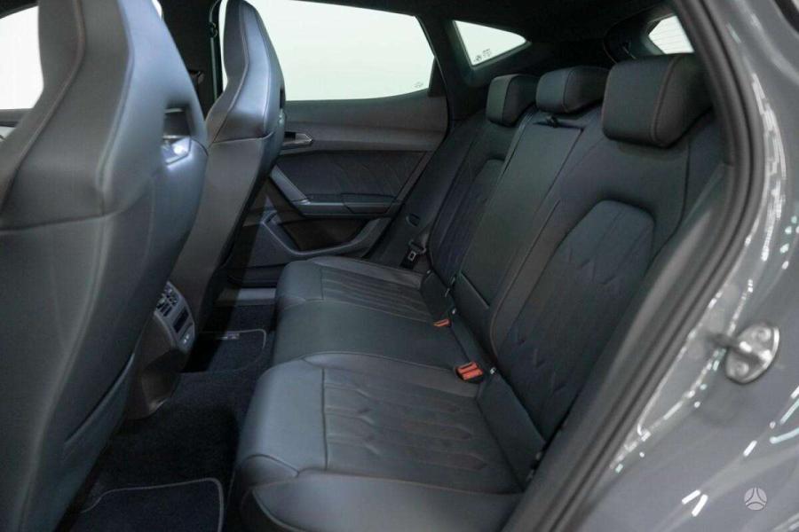 Pelēks Cupra Formentor 2023 Viļņa, ar dzinēja tilpumu 2.00 L un nobraukumu 41 tūkst. km par 29500 €, foto 23 vietnē AUTOMOTO.COM.LV