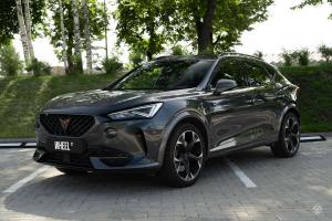 Grey Cupra Formentor 2023 in Vilnius, with an engine capacity of 1.98 L and mileage of 19 thousand km for 29500 €, photo 3 on AUTOMOTO.COM.LV