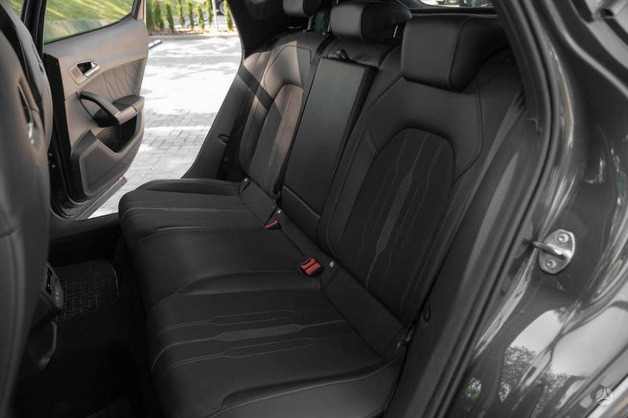Grey Cupra Formentor 2023 in Vilnius, with an engine capacity of 1.98 L and mileage of 19 thousand km for 29500 €, photo 18 on AUTOMOTO.COM.LV