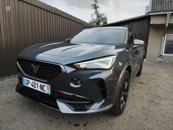 Grey Cupra Formentor 2023 in Kaunas, with an engine capacity of 1.50 L and mileage of 42 thousand km for 16999 €, photo 1 on AUTOMOTO.COM.LV