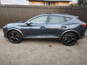 Grey Cupra Formentor 2023 in Kaunas, with an engine capacity of 1.50 L and mileage of 42 thousand km for 16999 €, photo 6 on AUTOMOTO.COM.LV