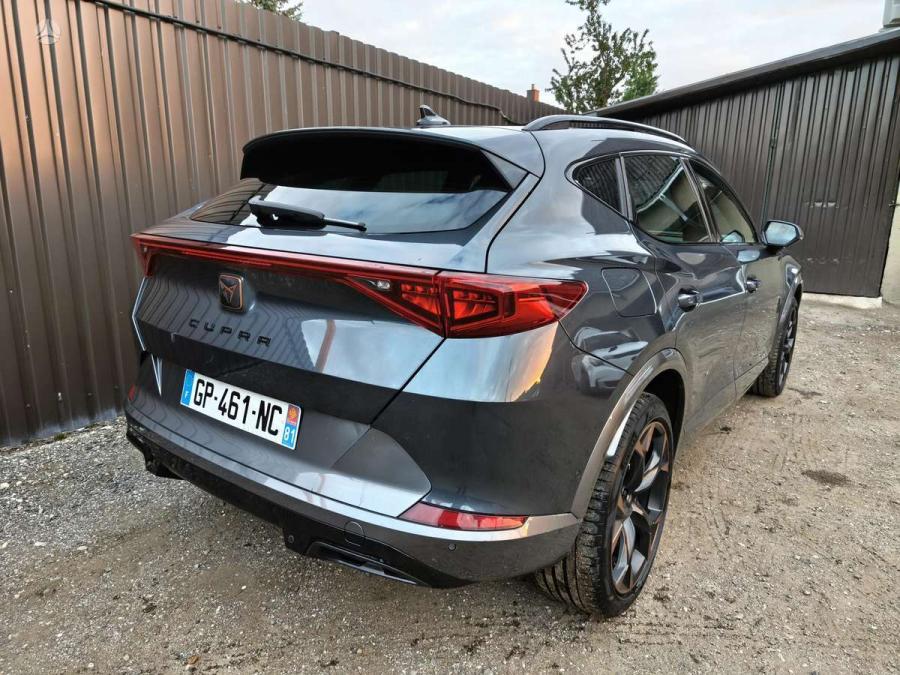 Grey Cupra Formentor 2023 in Kaunas, with an engine capacity of 1.50 L and mileage of 42 thousand km for 16999 €, photo 7 on AUTOMOTO.COM.LV