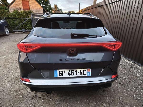 Grey Cupra Formentor 2023 in Kaunas, with an engine capacity of 1.50 L and mileage of 42 thousand km for 16999 €, photo 8 on AUTOMOTO.COM.LV