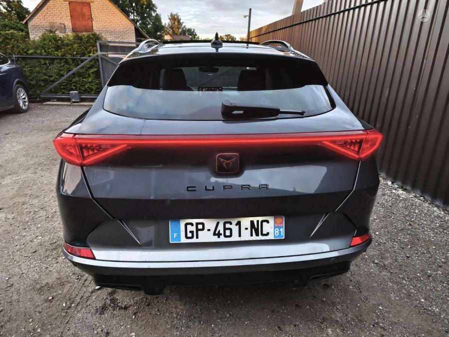 Grey Cupra Formentor 2023 in Kaunas, with an engine capacity of 1.50 L and mileage of 42 thousand km for 16999 €, photo 9 on AUTOMOTO.COM.LV