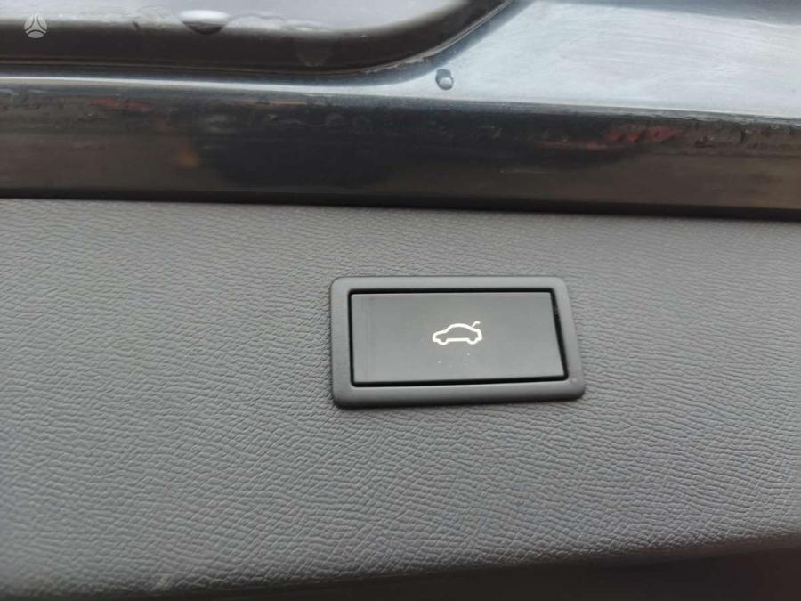 Grey Cupra Formentor 2023 in Kaunas, with an engine capacity of 1.50 L and mileage of 42 thousand km for 16999 €, photo 15 on AUTOMOTO.COM.LV