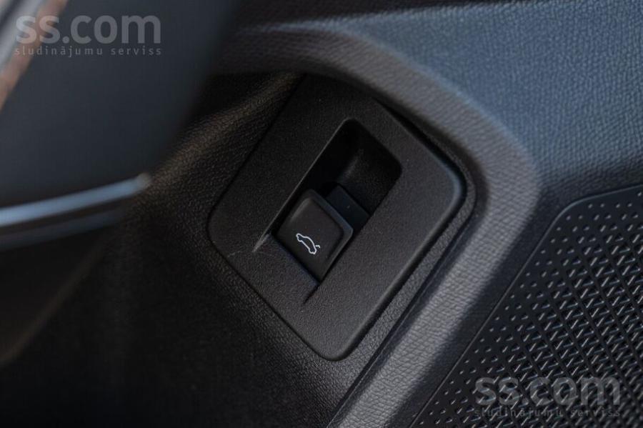 Pelēks Cupra Formentor 2023 Rīga, ar dzinēja tilpumu 1.50 L un nobraukumu 63 tūkst. km par 23950 €, foto 21 vietnē AUTOMOTO.COM.LV