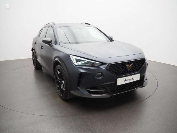 Pelēks Cupra Formentor 2023 Viļņa, ar dzinēja tilpumu 2.48 L un nobraukumu 70 tūkst. km par 36500 €, foto 3 vietnē AUTOMOTO.COM.LV