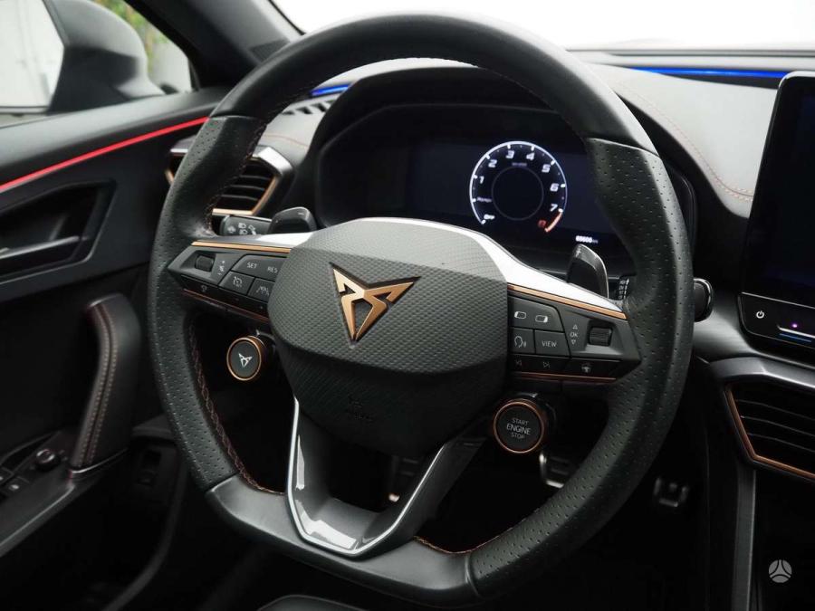 Серый Cupra Formentor 2023 в Вильнюс, объемом двигателя 2.48 л и пробегом 70 тыс. км за 36500 €, фото 23 на AUTOMOTO.COM.LV