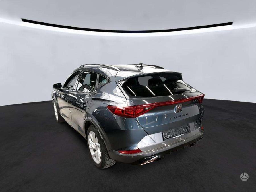 Grey Cupra Formentor 2023 in Vilnius, with an engine capacity of 1.40 L and mileage of 24 thousand km for 24900 €, photo 4 on AUTOMOTO.COM.LV