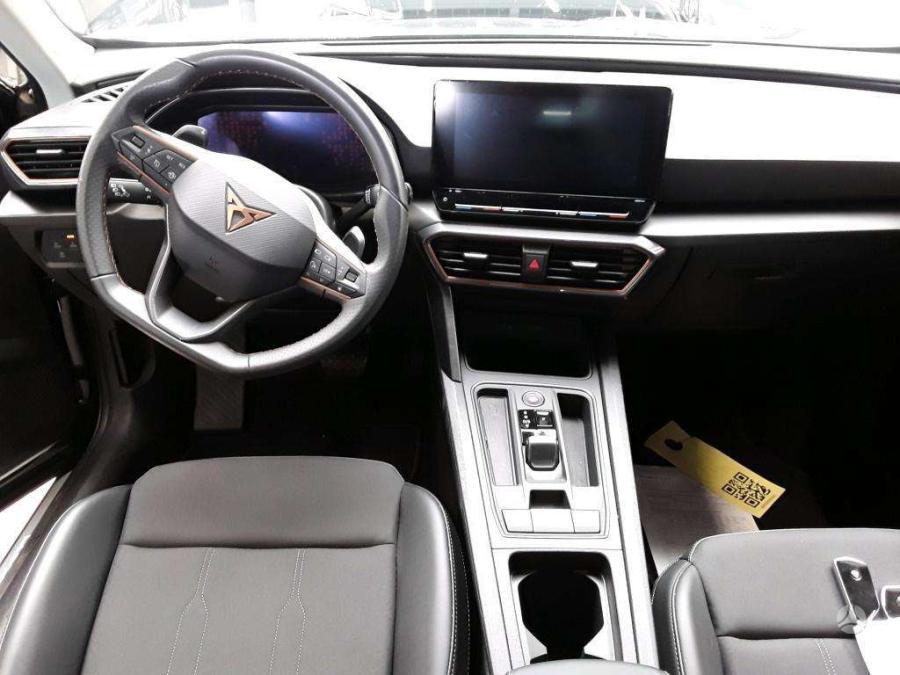 Grey Cupra Formentor 2023 in Vilnius, with an engine capacity of 1.40 L and mileage of 24 thousand km for 24900 €, photo 7 on AUTOMOTO.COM.LV