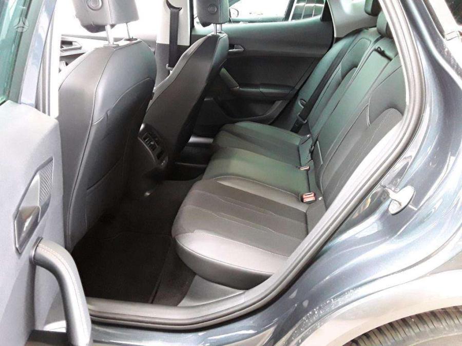 Grey Cupra Formentor 2023 in Vilnius, with an engine capacity of 1.40 L and mileage of 24 thousand km for 24900 €, photo 8 on AUTOMOTO.COM.LV