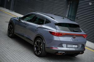Grey Cupra Formentor 2023 in Vilnius, with an engine capacity of 1.40 L and mileage of 28 thousand km for 26500 €, photo 3 on AUTOMOTO.COM.LV