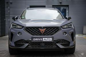 Grey Cupra Formentor 2023 in Vilnius, with an engine capacity of 1.40 L and mileage of 28 thousand km for 26500 €, photo 4 on AUTOMOTO.COM.LV